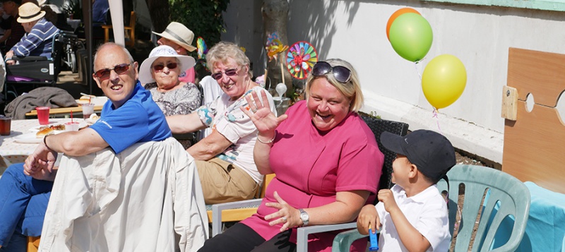 Airshow spectacular as summer fete comes to Edensor | Diagrama Foundation